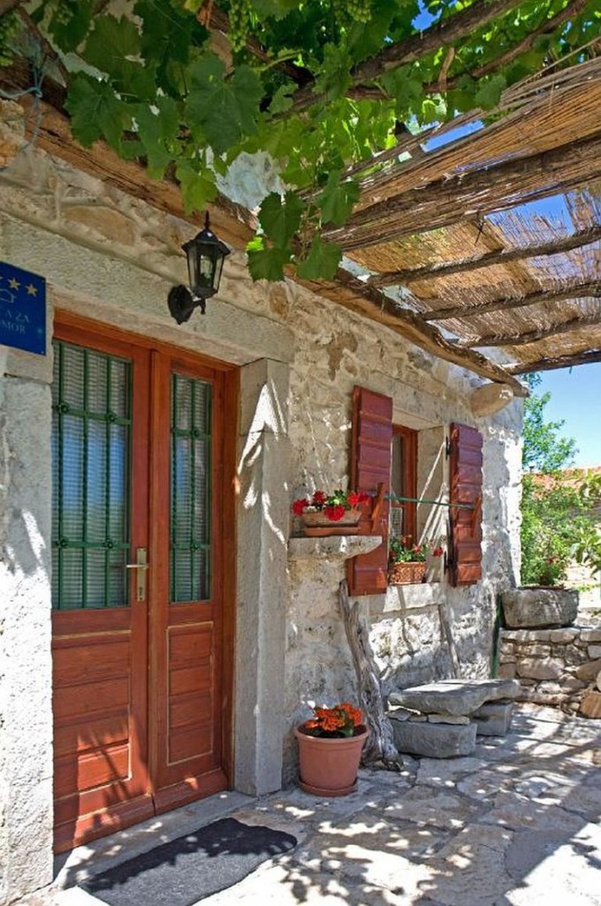 Adorable little rustic house in a small village just three houses | My ...