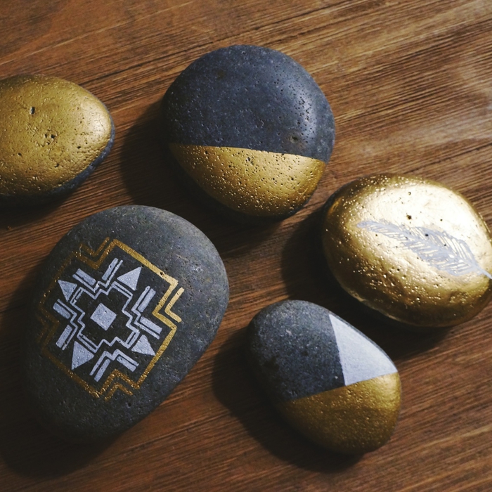 The art of pebble painting in 60 photos and tutorials - a creative ...