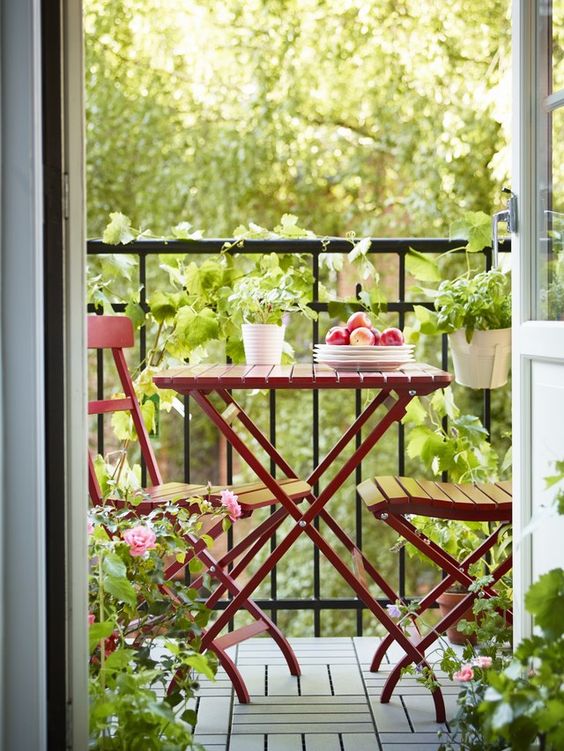 40 Small balcony ideas for Spring: How to make it look beautiful | My ...