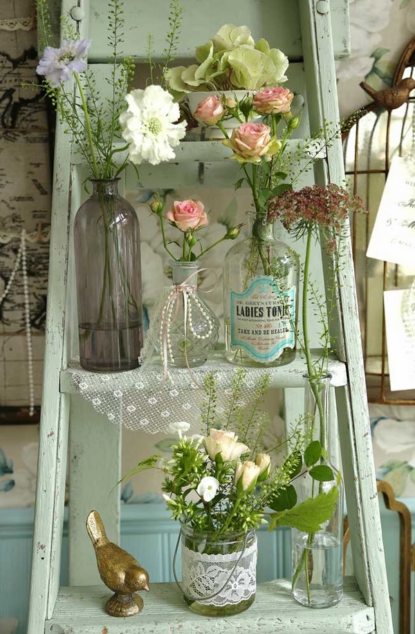 Build DIY flower stands yourself - Use old wooden ladders as flower ...