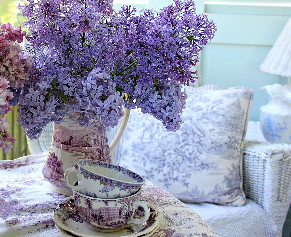 Cozy-spring mood in the garden - amazing ideas | My desired home