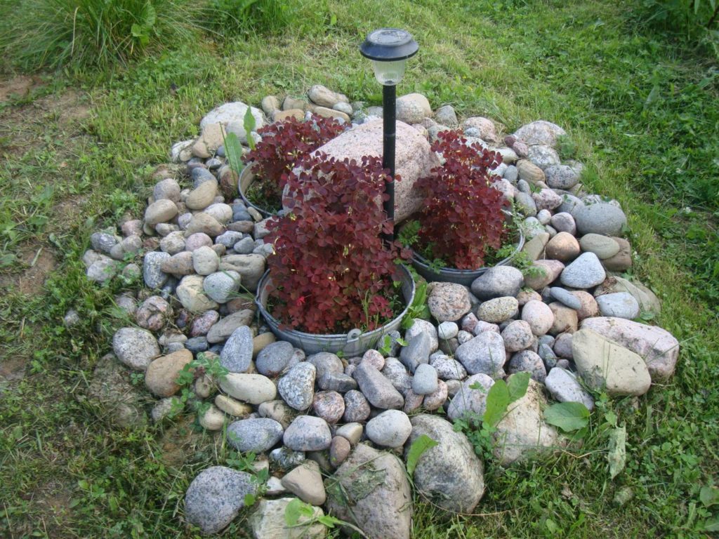 50 DIY Stone flower beds and rock gardens that will boost your garden ...