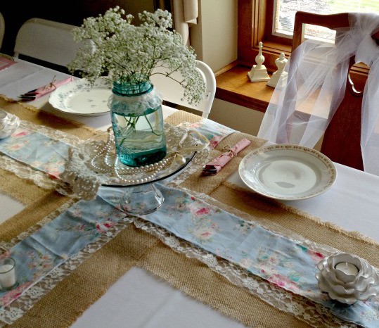 35 DIY table cover ideas with burlap | My desired home