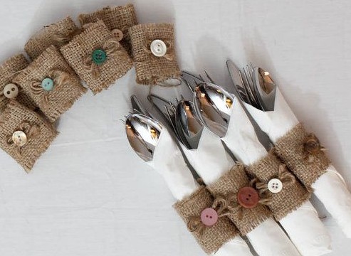 35 DIY table cover ideas with burlap | My desired home