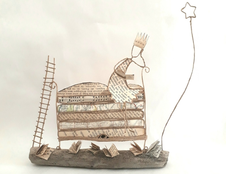Craft figures with paper and wire for any decoration occasion with this ...