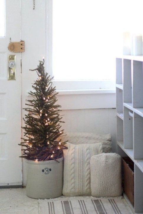 Christmas Decorating for Small Spaces | My desired home