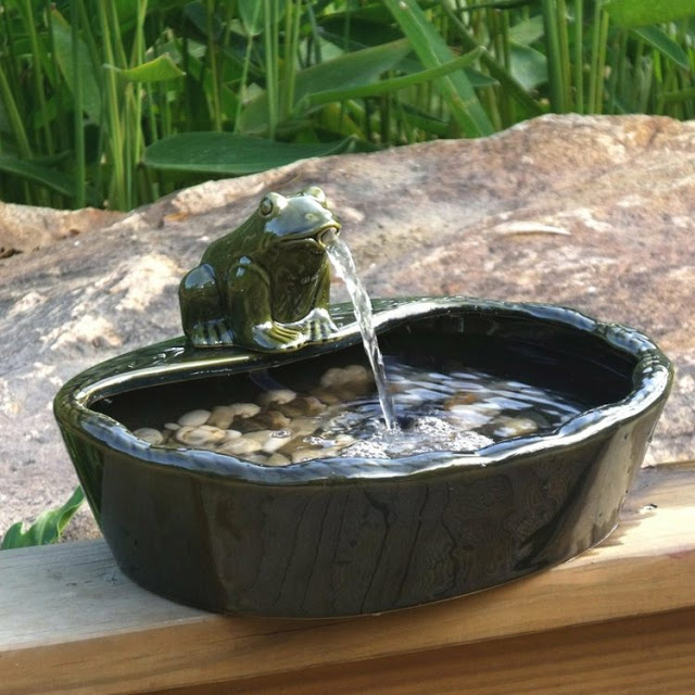 Mini ponds for garden and balcony - 24 DIY suggestions for a great ...