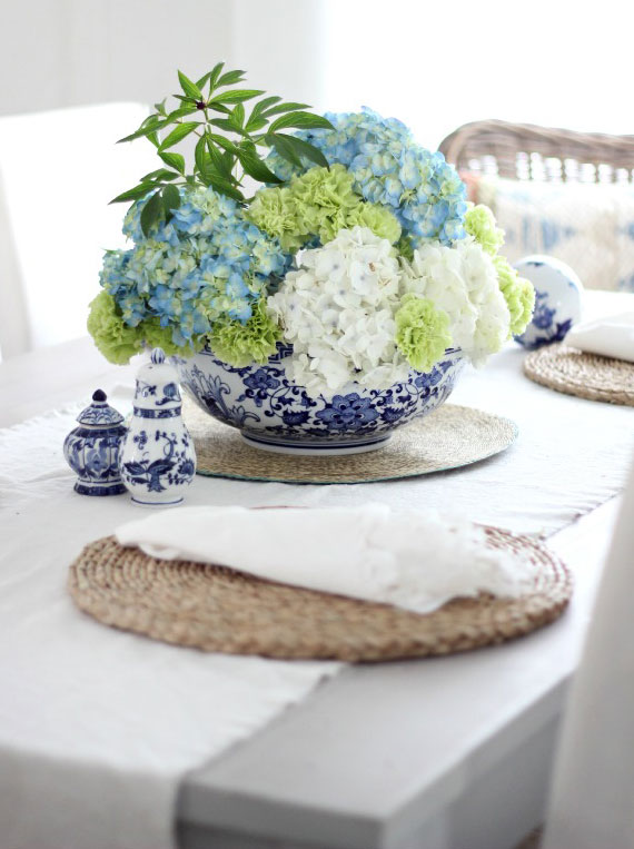 How to make an elegant and romantic floral table decoration with ...