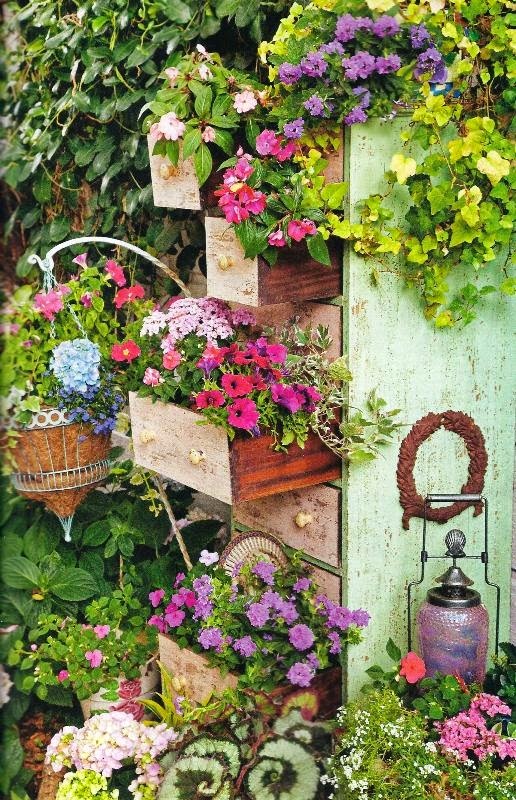 40+ Special DIY Pots - flower boxes for your garden | My desired home