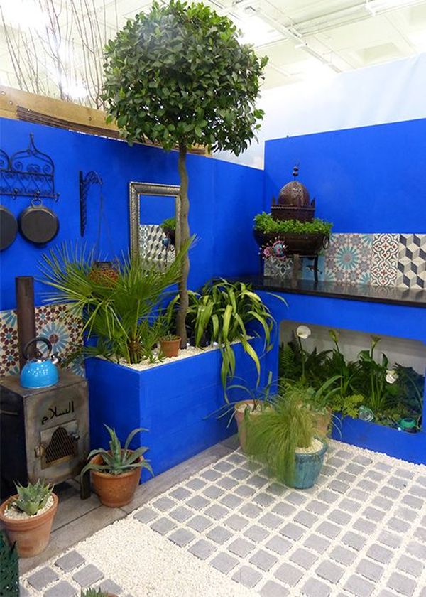 Enjoyable garden decorating ideas in shades of blue | My desired home
