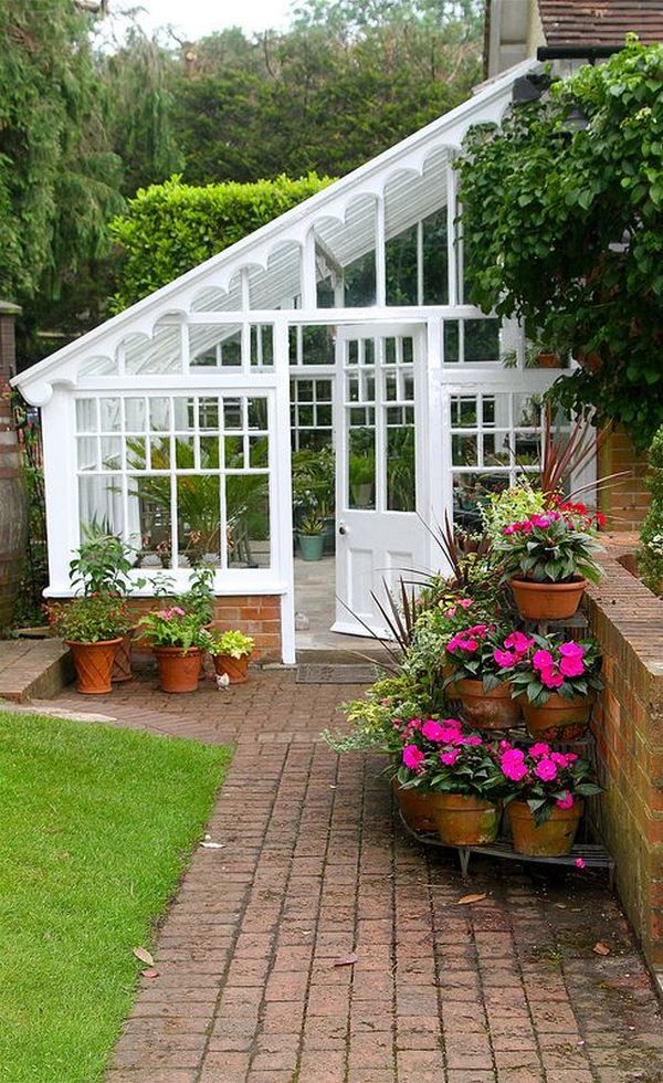 Greenhouses built to take care of plants in any season | My desired home