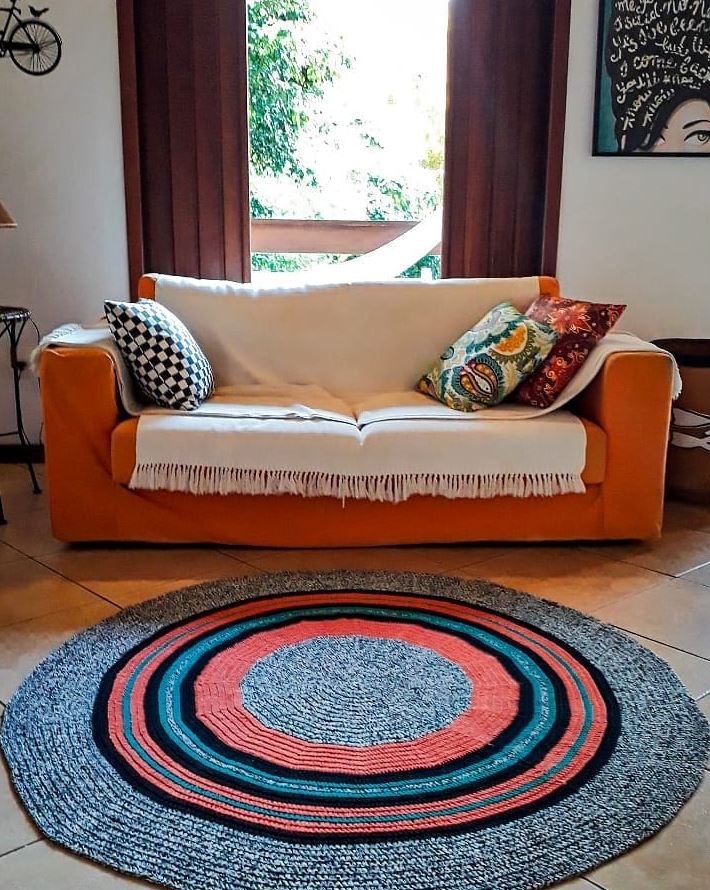26 Inspirational ideas for a round rug in the decoration of your living ...