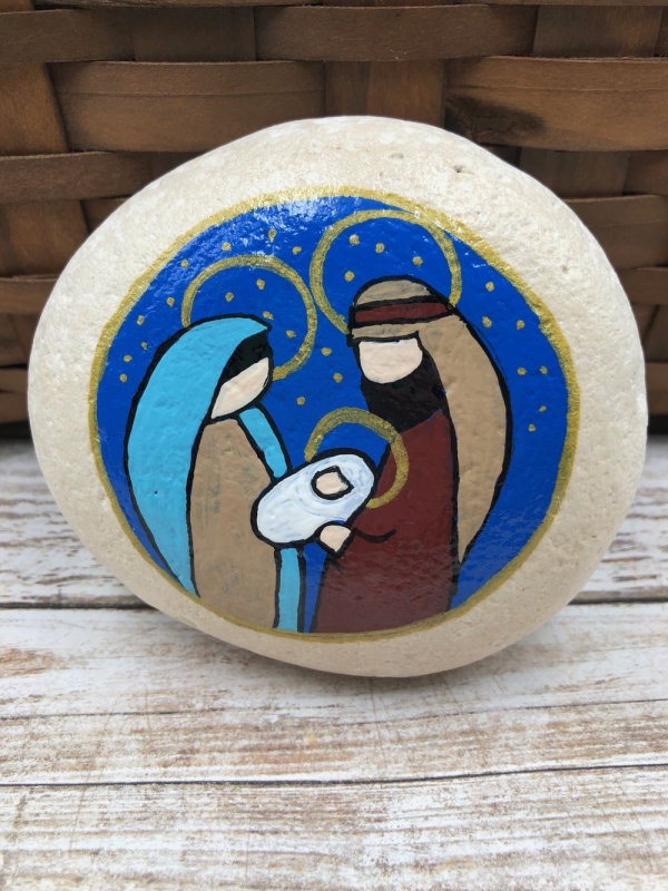Stone painting for Christmas - artistic DIY ideas and tips for a ...