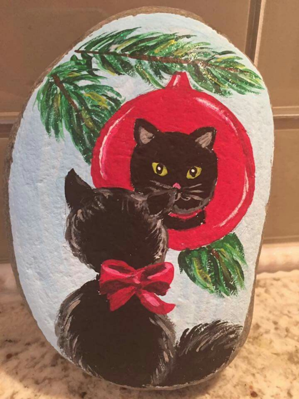 Stone painting for Christmas - artistic DIY ideas and tips for a ...