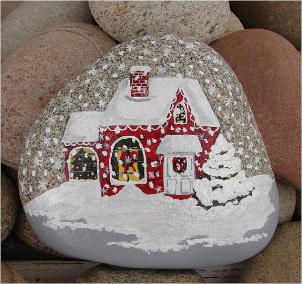 Stone painting for Christmas - artistic DIY ideas and tips for a ...