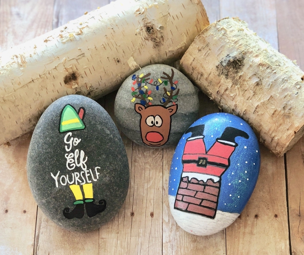 Stone painting for Christmas - artistic DIY ideas and tips for a ...