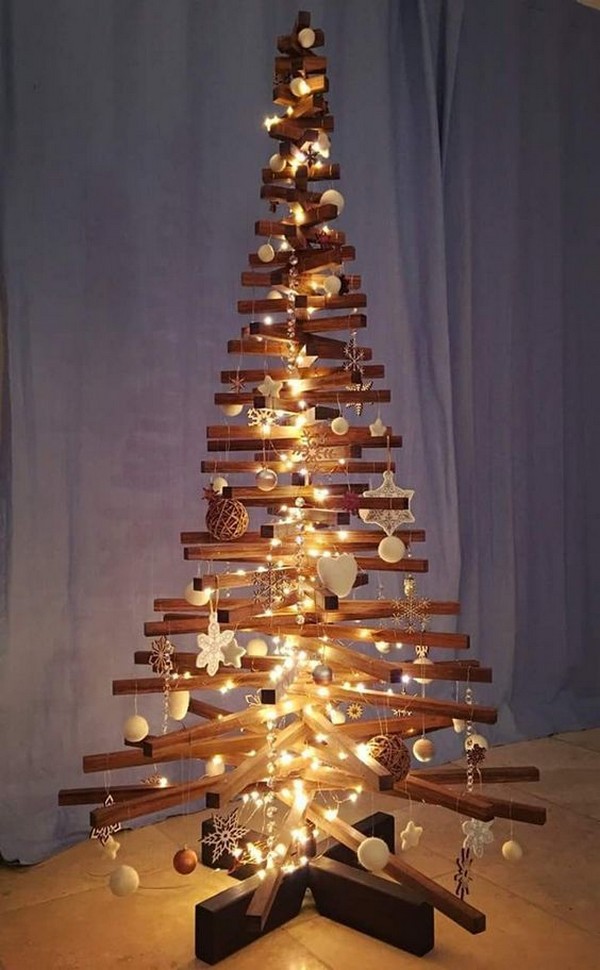 40 Creative ideas for a DIY Christmas tree from a board and branches ...