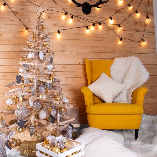 40 Creative ideas for a DIY Christmas tree from a board and branches ...