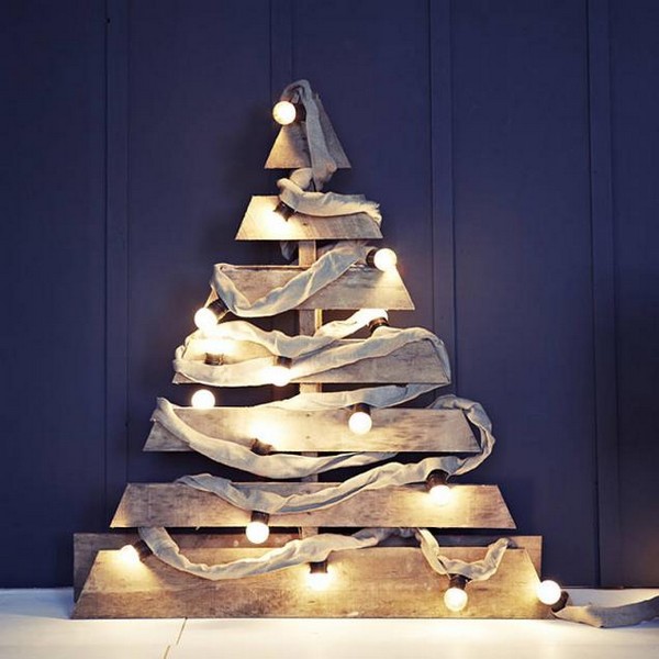 40 Creative ideas for a DIY Christmas tree from a board and branches ...