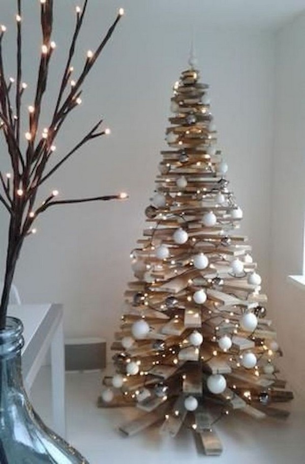 40 Creative ideas for a DIY Christmas tree from a board and branches ...