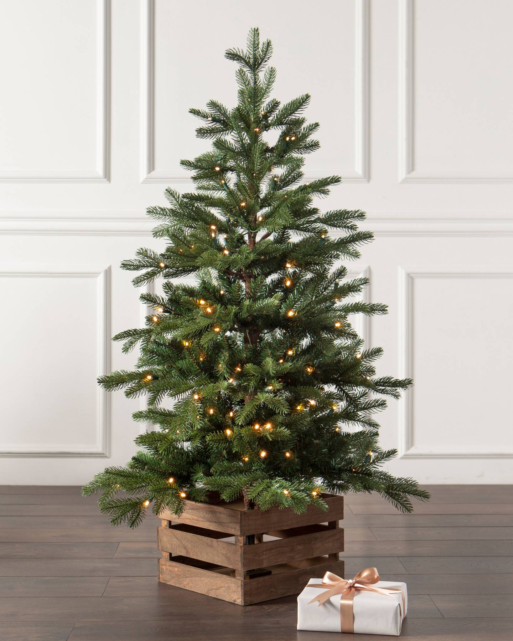 Tiny Christmas trees are back and are big trend | My desired home