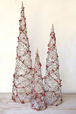 DIY Christmas trees made of threads or string - a beautiful decoration ...