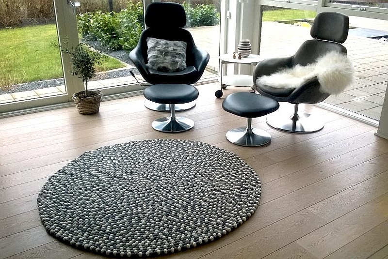 Unusual and impressive DIY wool ball rugs | My desired home