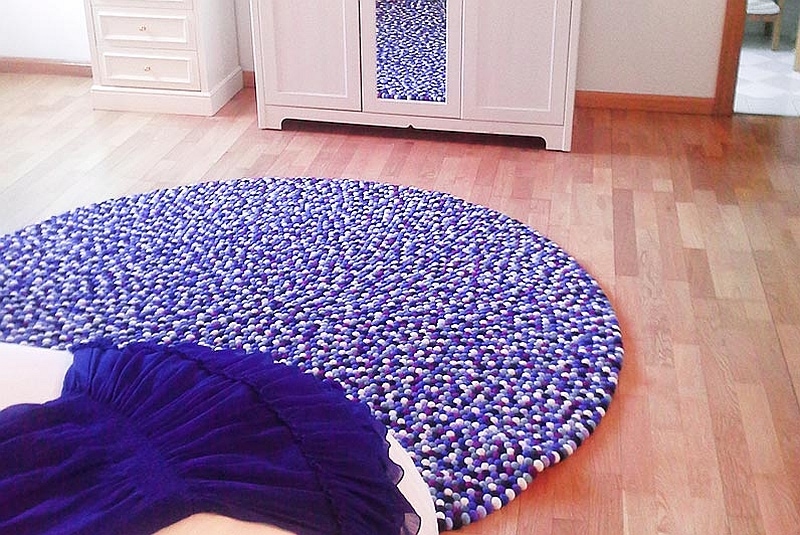 Unusual and impressive DIY wool ball rugs | My desired home
