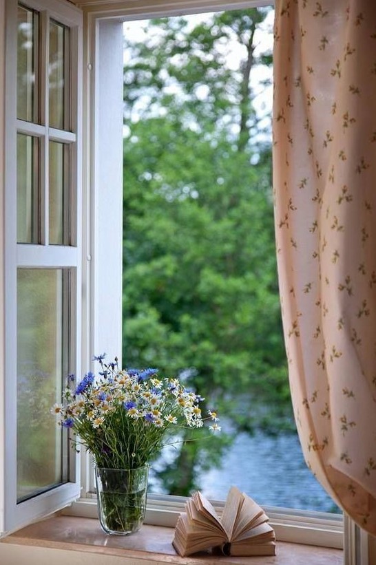 25+ Beautiful spring decoration ideas for your windowsill | My desired home