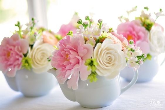 Turn old kitchen utensils into beautiful decorations for spring: 22 ...