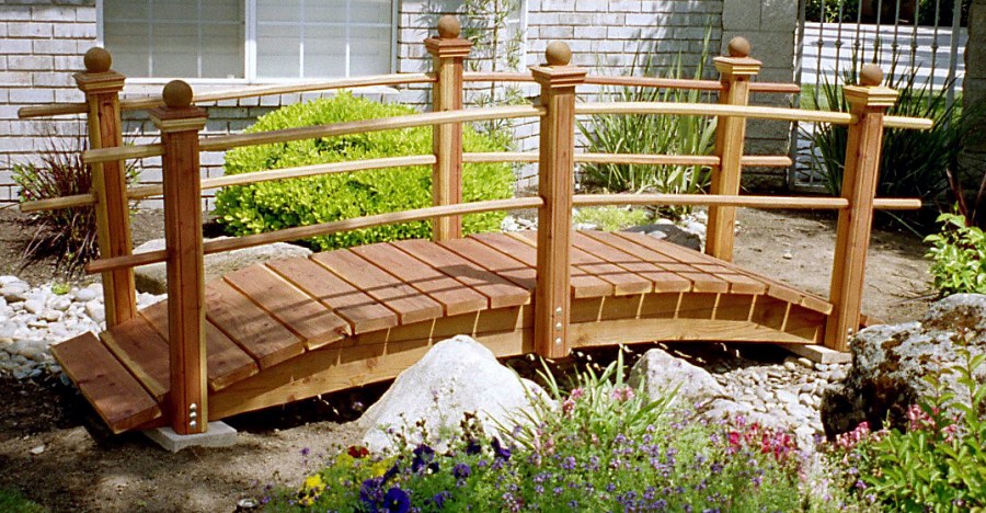 Small decorative and stylish garden bridges for summer cottages: 40 ...
