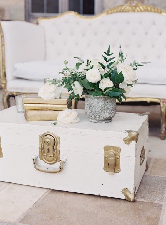 Wooden chest: 32 Awesome ideas for a dreamy decoration | My desired home