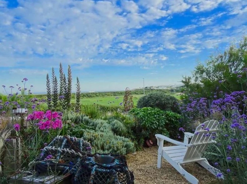 Design a maritime garden: 25 cool ideas & helpful tips | My desired home