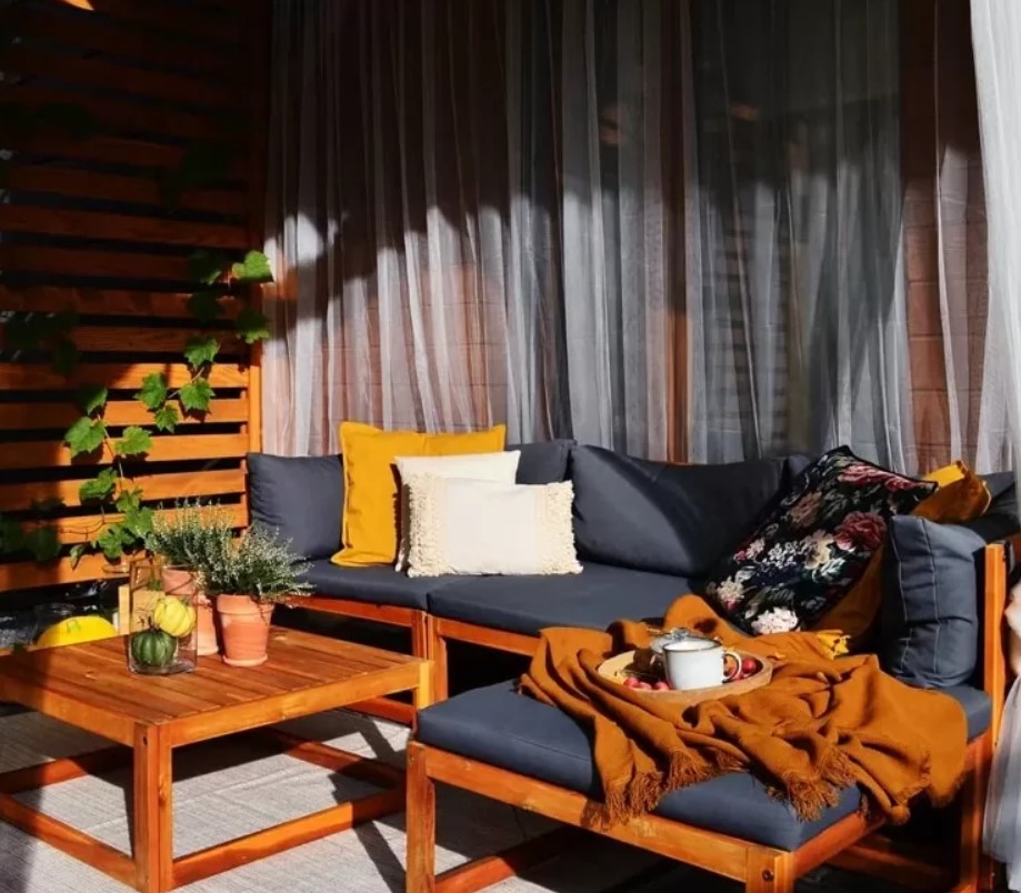 20 ideas for atmospheric autumn decorations on the terrace | My desired ...