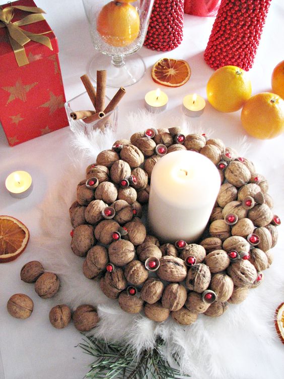Beautiful DIY decorations for winter and Christmas with walnut shells ...