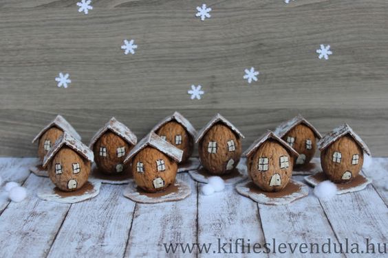 Beautiful DIY decorations for winter and Christmas with walnut shells ...