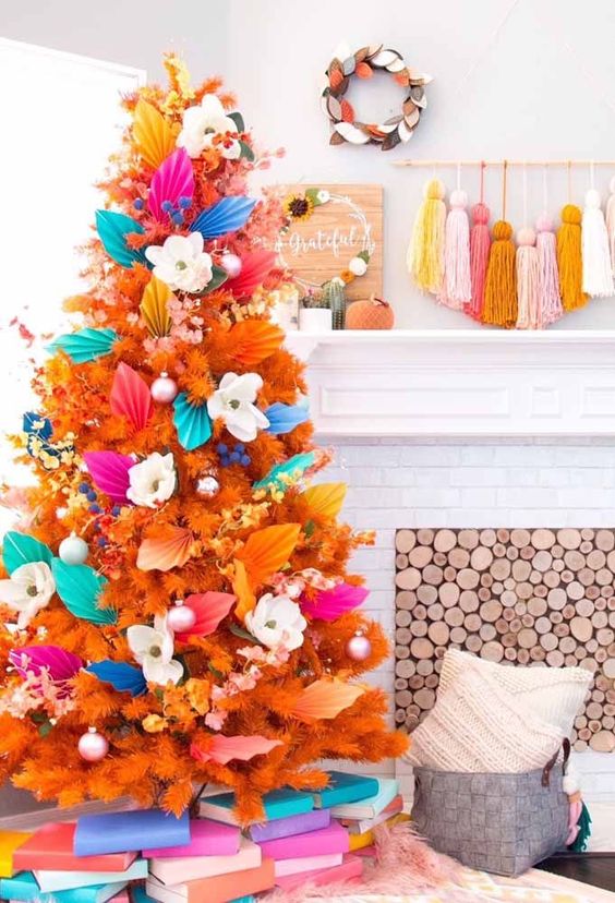 Decorating a Christmas Tree with Flowers: 40 Charming Ideas for Your ...
