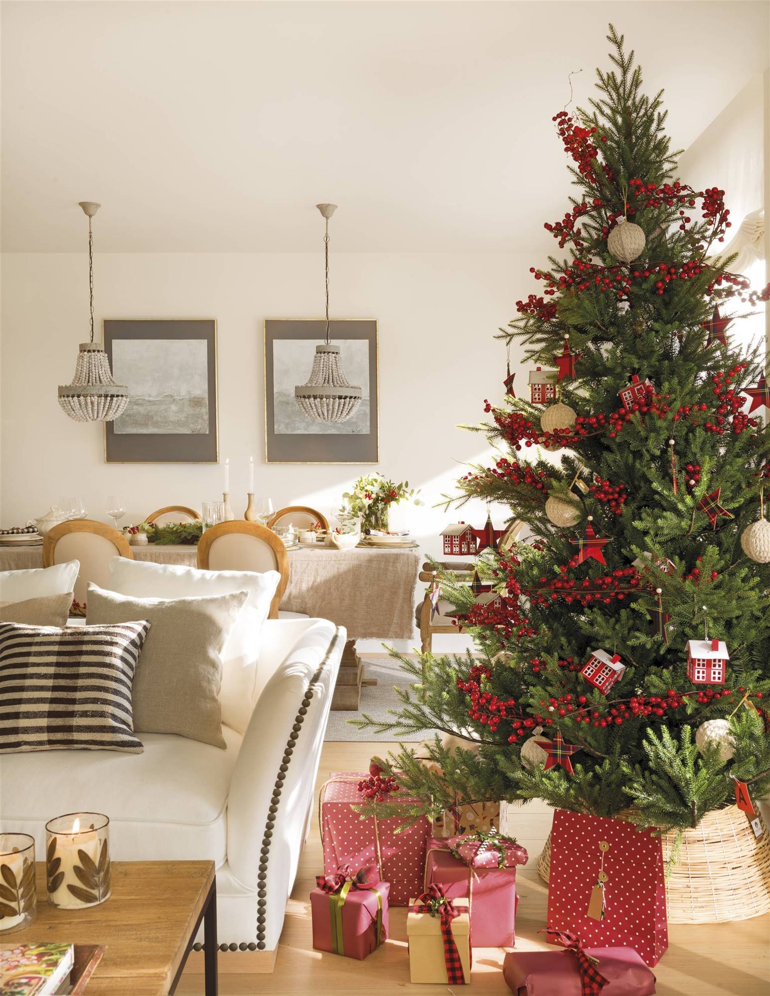 50 Houses decorated for Christmas full of festive magic | My desired home