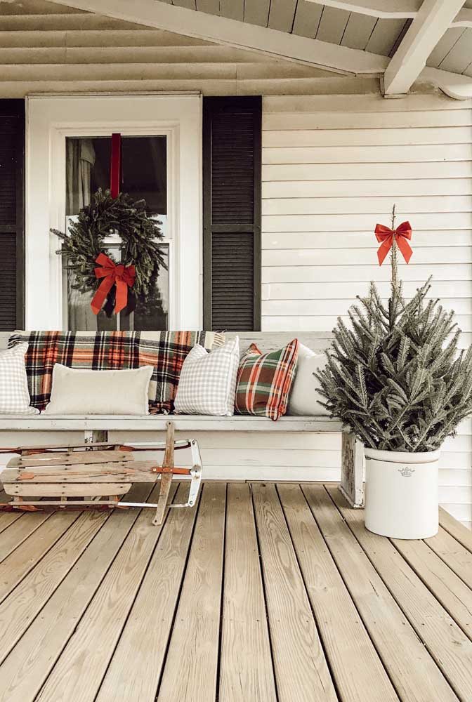 52 New great garden decorating ideas for Christmas that will boost the ...