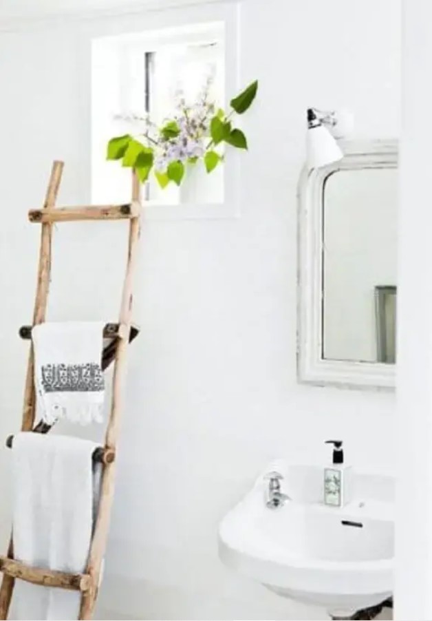 Decorative ladder: 50 ideas for decorating and organizing your home ...