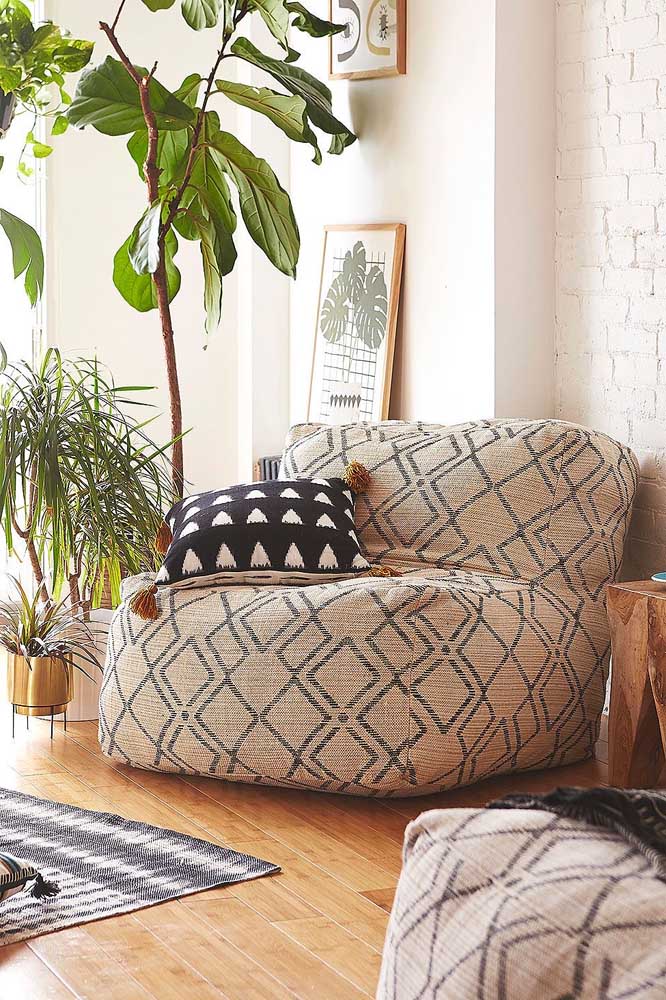 Giant Poufs and Decoration - 25 Great Inspirational Ideas| My desired home