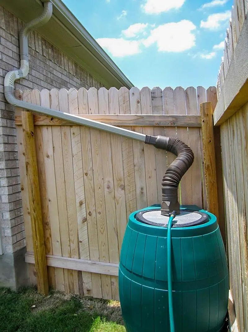 26 original and practical ideas on how to collect rainwater | My ...