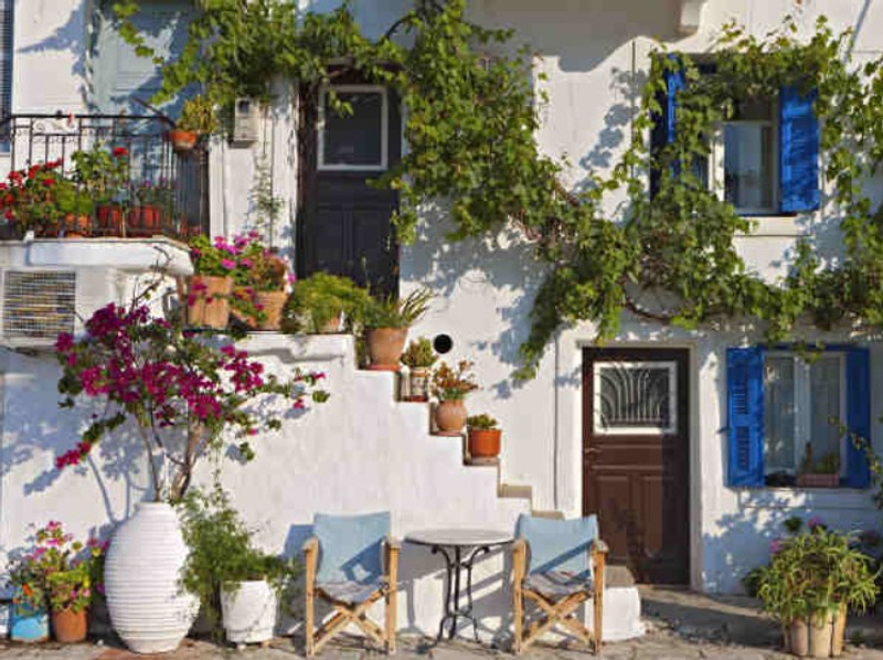 Greek garden and yard: 42 wonderful inspirational ideas to create a ...