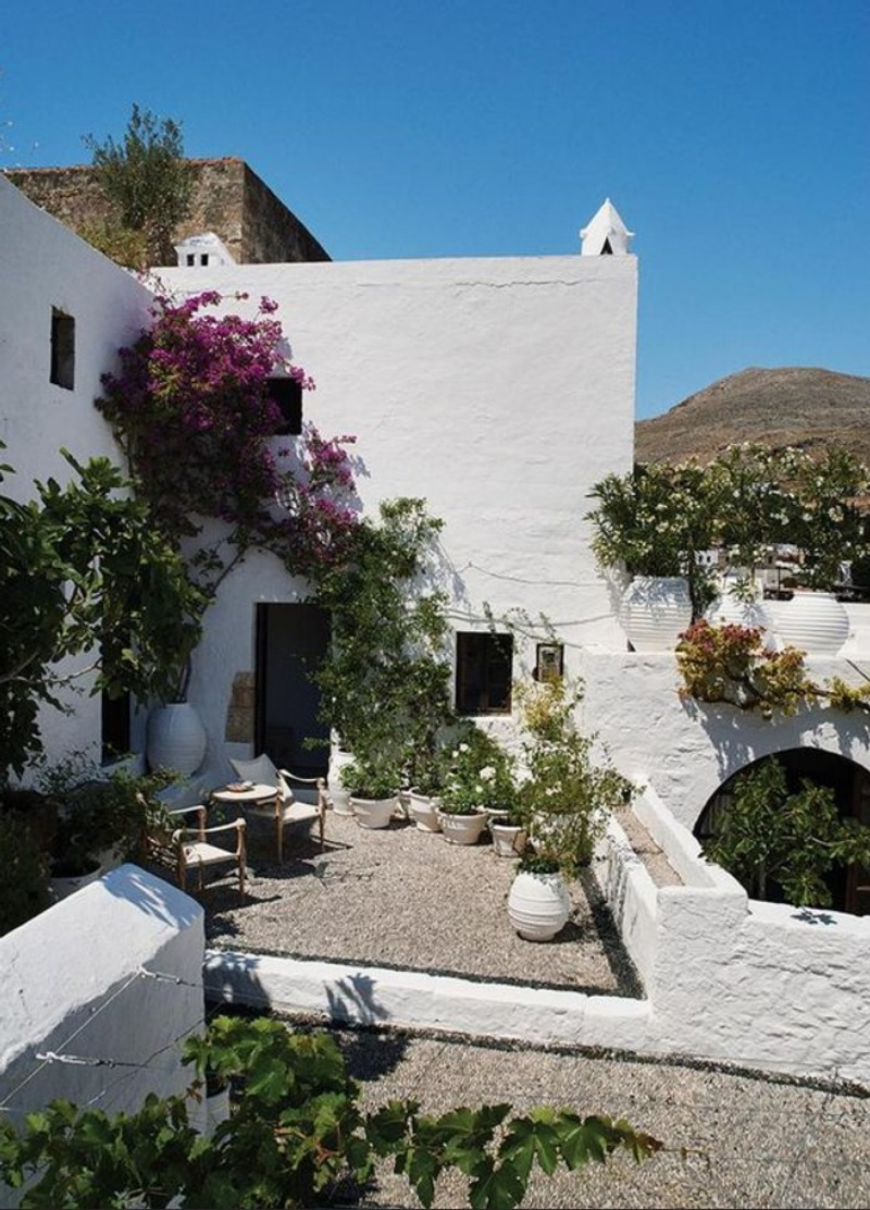 Greek garden and yard: 42 wonderful inspirational ideas to create a ...