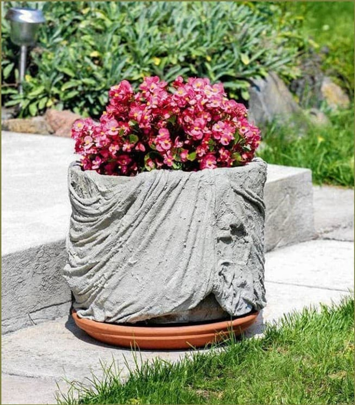 50 Amazing Ideas DIY for Homemade Outdoor Cement Planters | My desired home