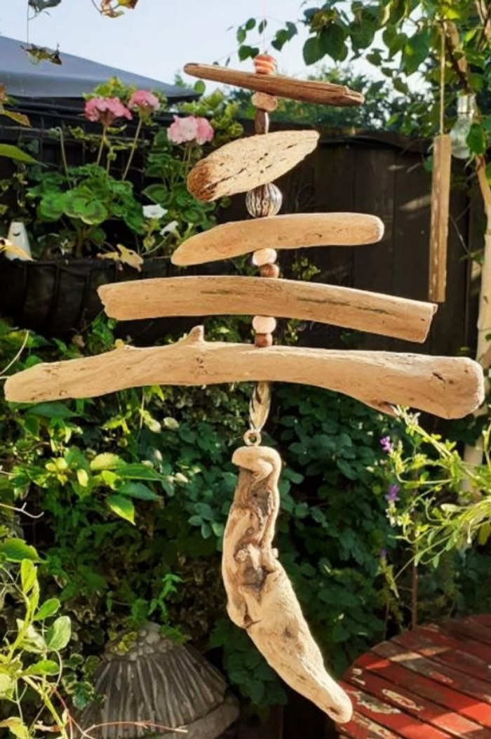 38 Easy DIY crafts and decorations ideas with driftwood for the garden ...