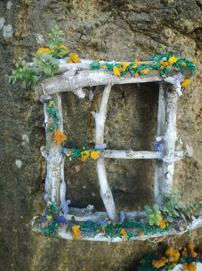 20 DIY ideas of beautiful natural windows from twigs and branches ...