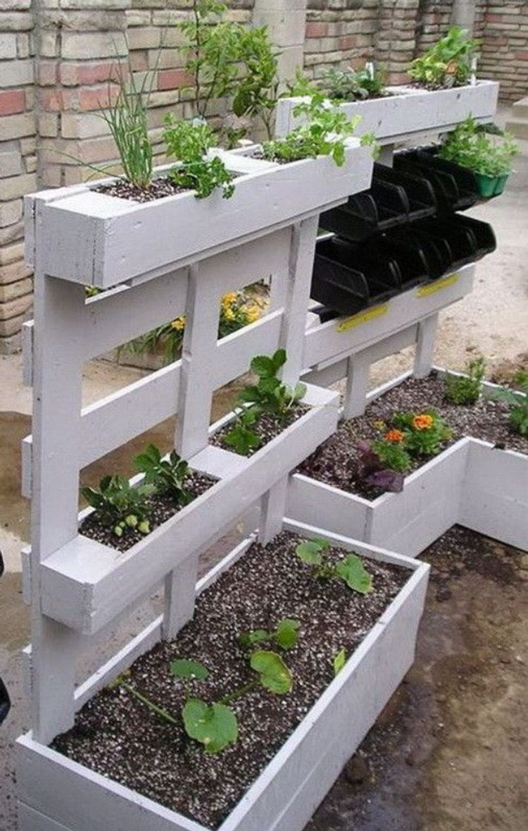28 Ideas for original DIY planters that you can make in the comfort of ...