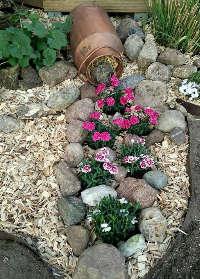 38 unique ideas for mini flower beds that require minimal care| My ...