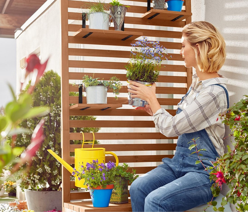 40 Amazing Ideas with Wooden Panels to Define Your Patio and Garden ...